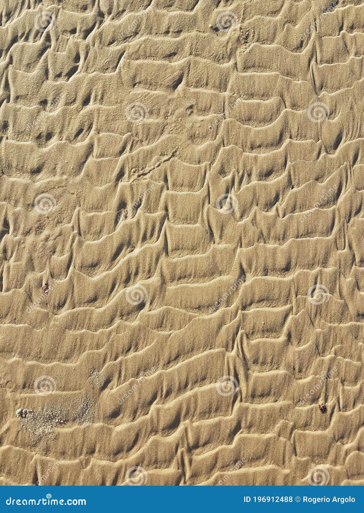The Pattern On The Sand Is A Circle Of Many Layers Stock Image ...