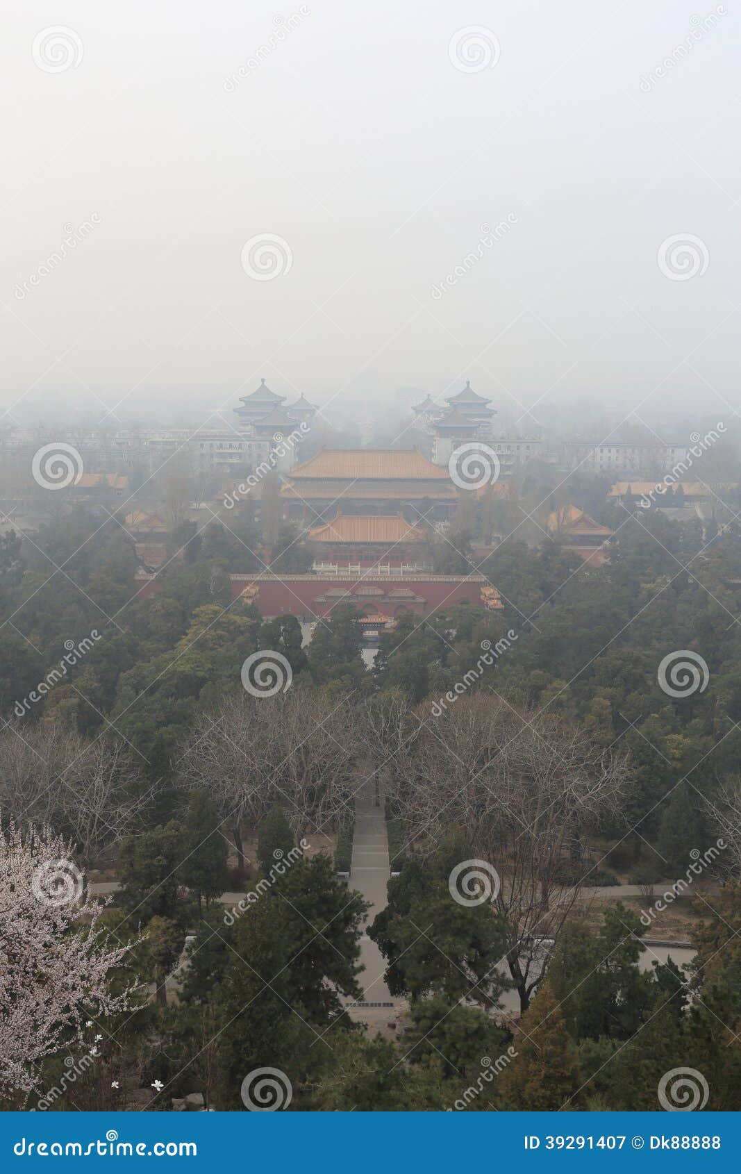 Beijing Air Pollution editorial photography. Image of desertification ...