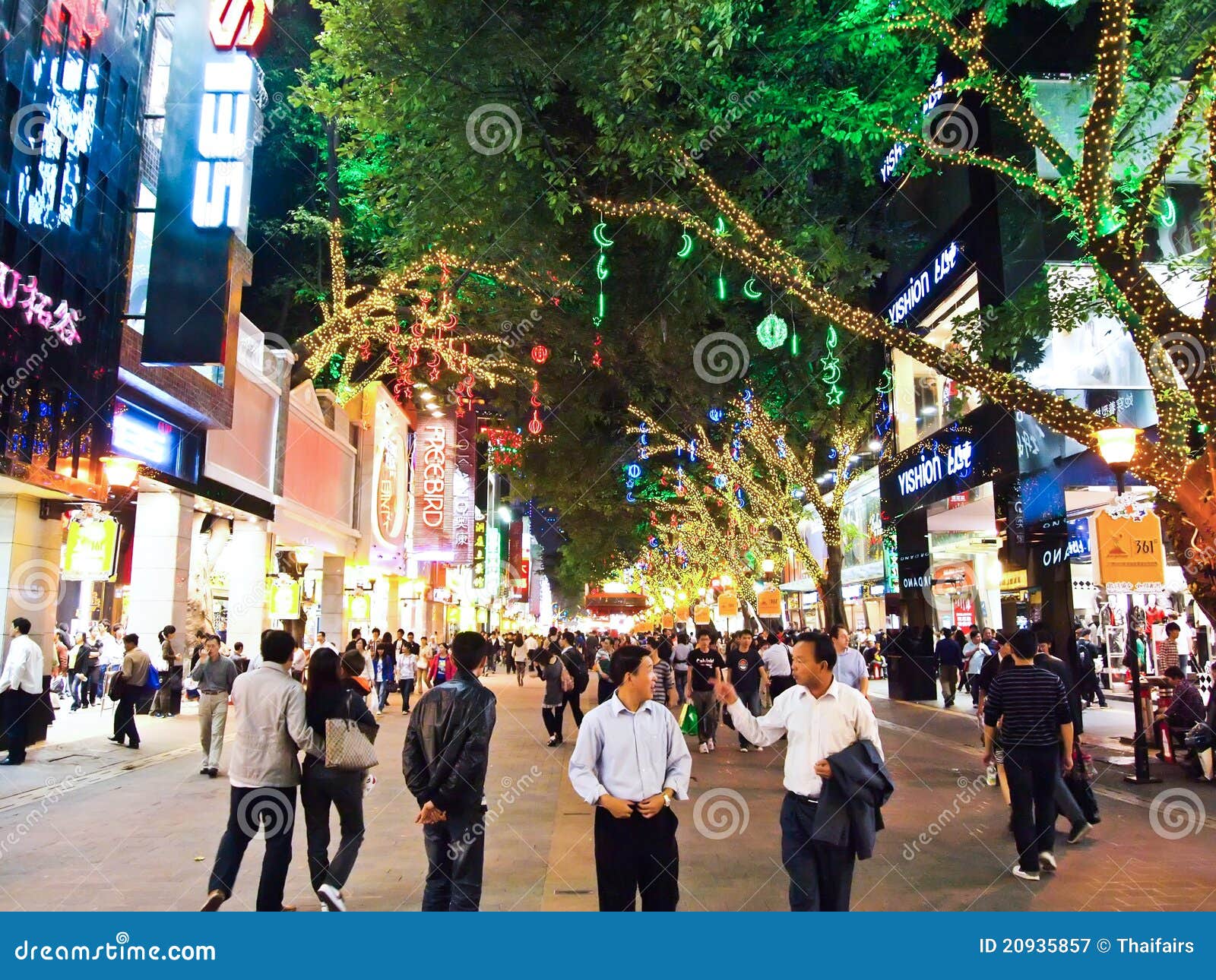 Beijing Lu is One of Guangzhou S Main Shopping Editorial Photography ...