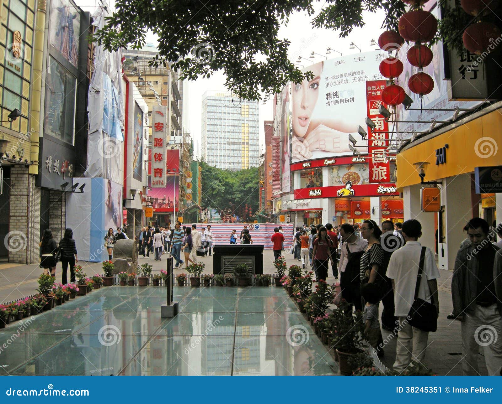 Beijing Road in Guangzhou, China Editorial Photo - Image of development ...