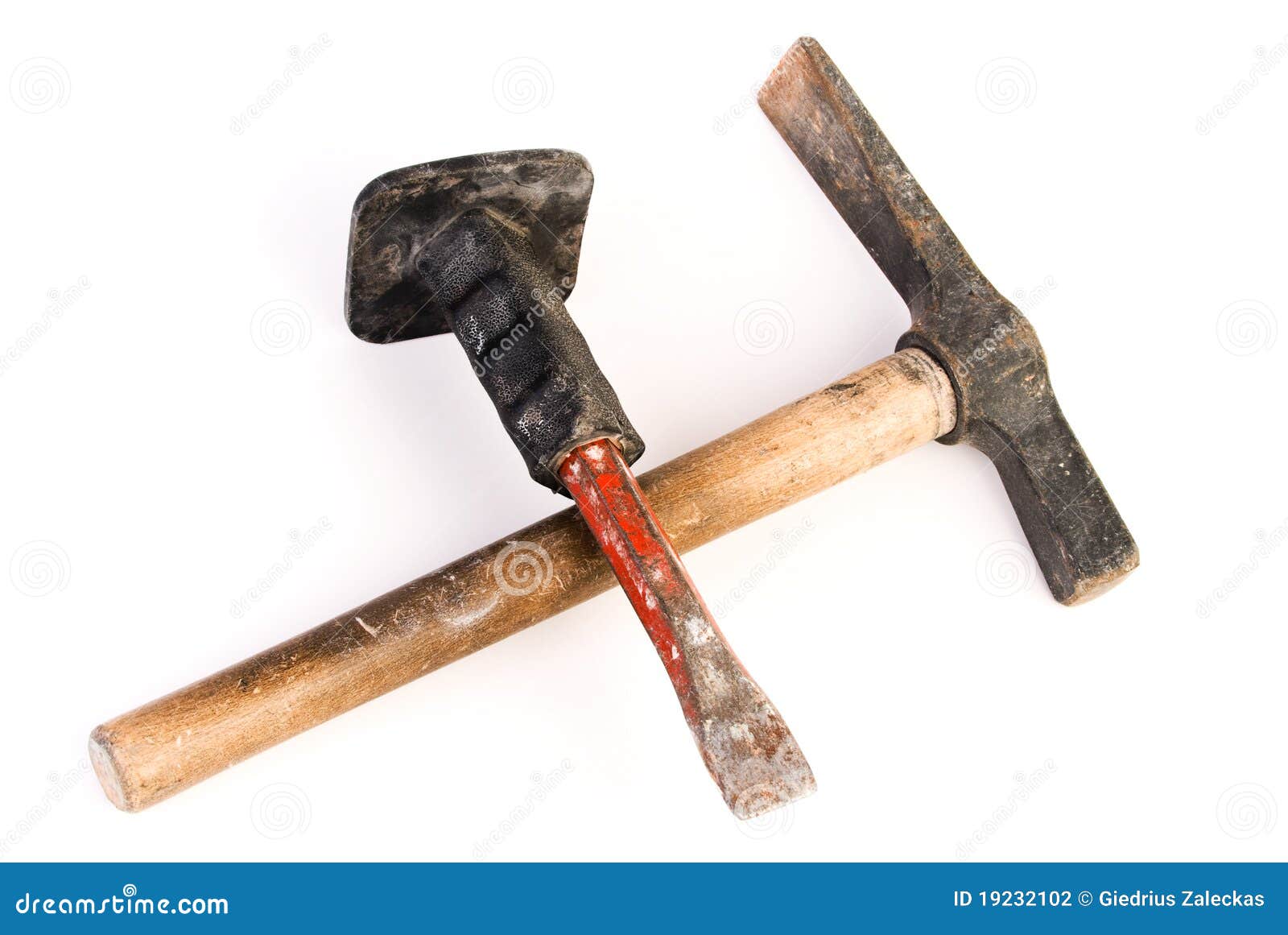 Beitel en hamer stock foto. Image of ijzer, hulpmiddelen - 19232102