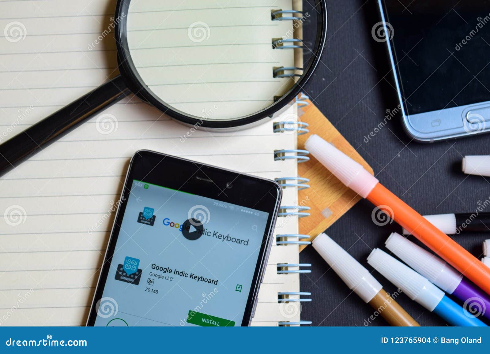 Google Indic Keyboard App on Smartphone Screen. Editorial Stock Image ...