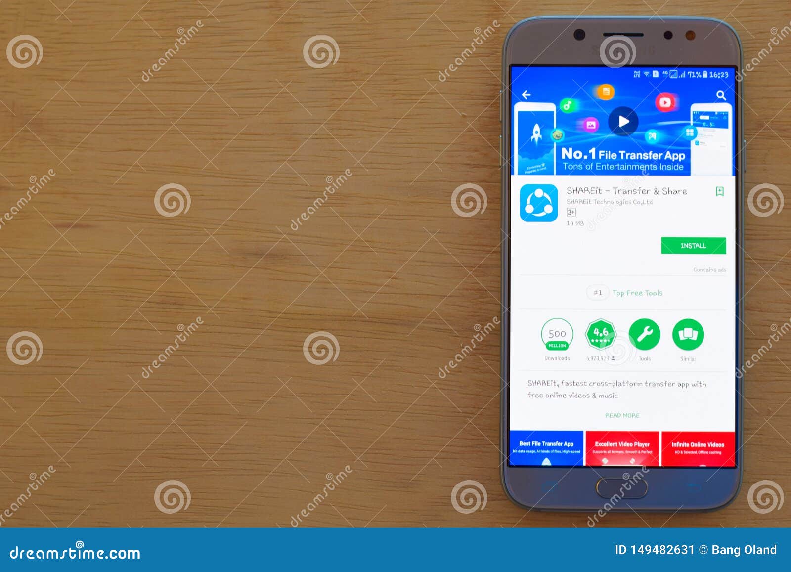 SHAREit - Transfer & Share Dev Application on Smartphone Screen ...