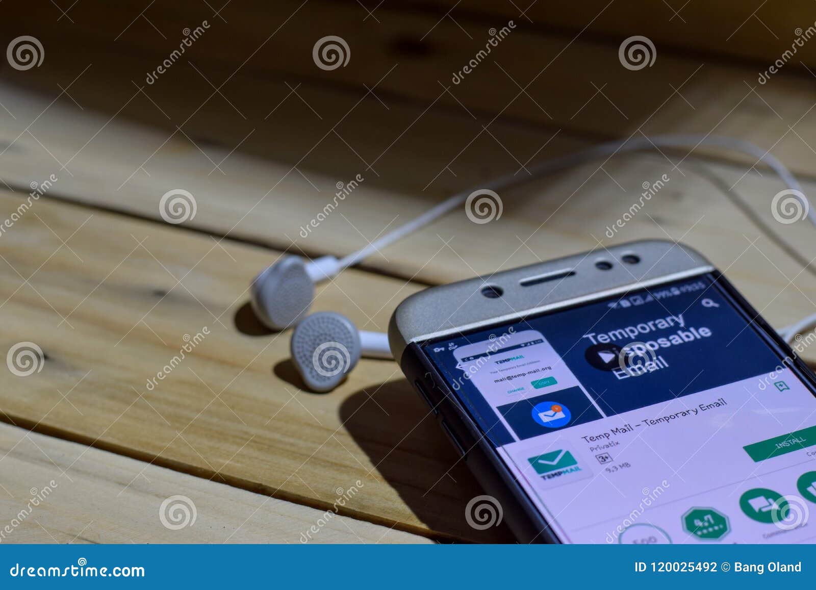 Temp Mail by Google Dev Application on Smartphone Screen. Temporary ...