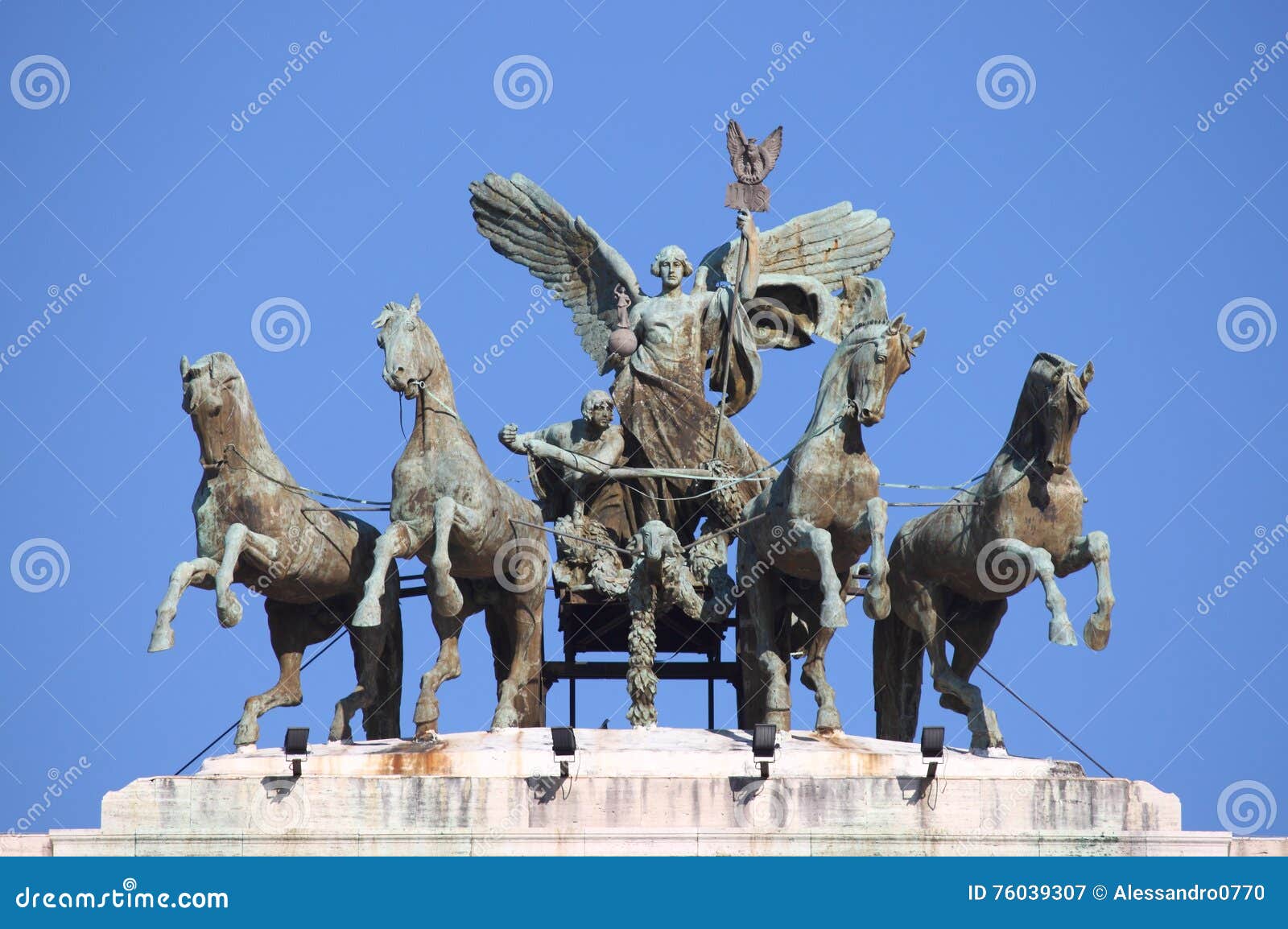 Bekendheid Die Quadriga Drijven Redactionele Fotografie - Image of ...