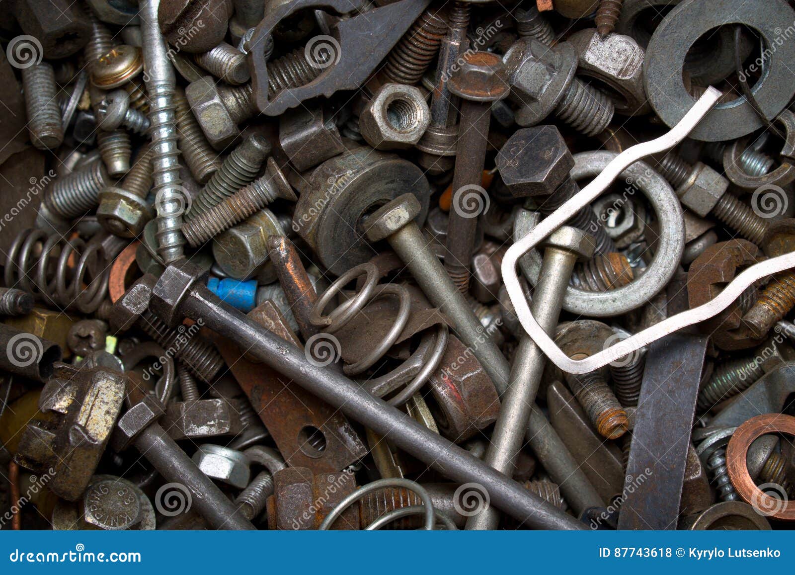 Belägga med metall avfall arkivfoto. Bild av barn, person - 87743618