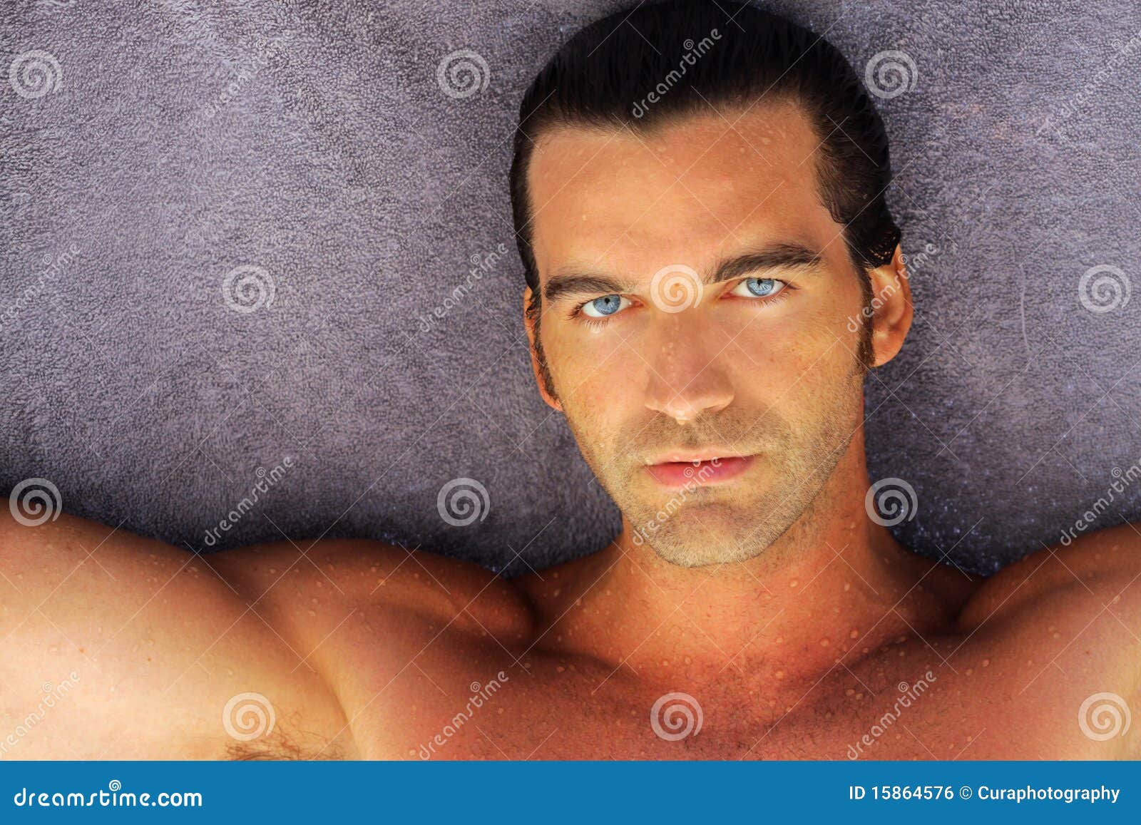 Bel homme photo stock. Image du concept, personne, modèle - 15864576