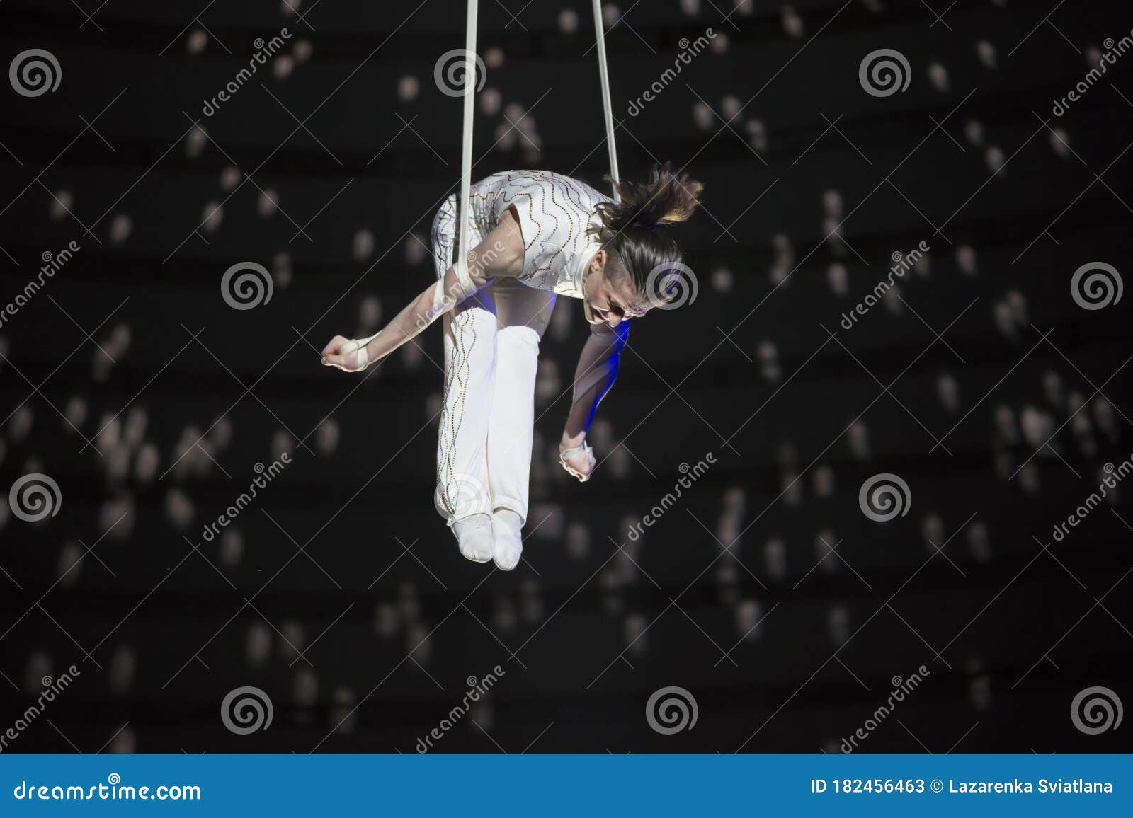 Aerial Acrobat Performs a Circus Trick. Editorial Stock Photo - Image ...