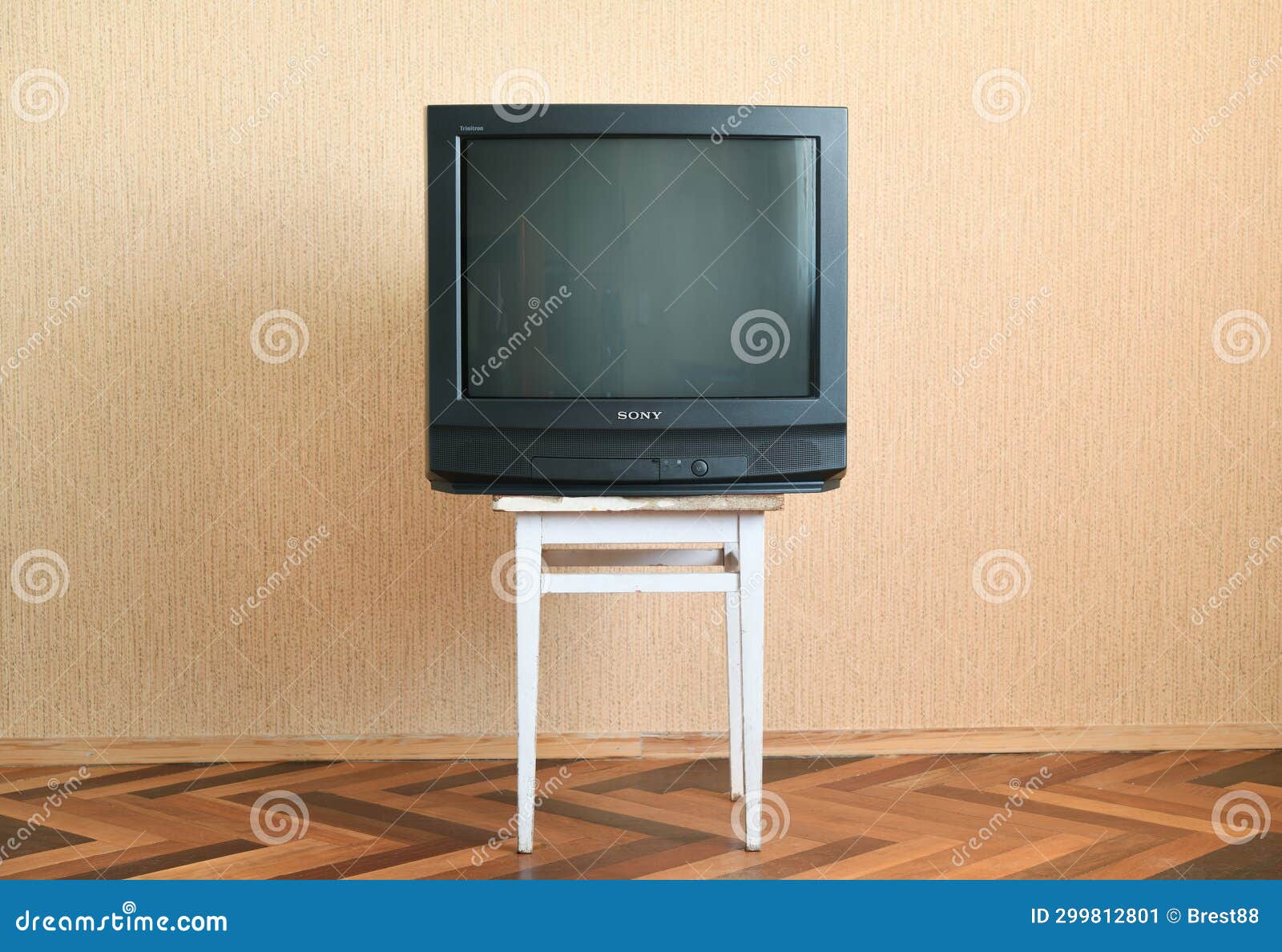 Belarus, Minsk - June 3, 2019: Sony Trinitron Kv-21m3 with Green Screen ...