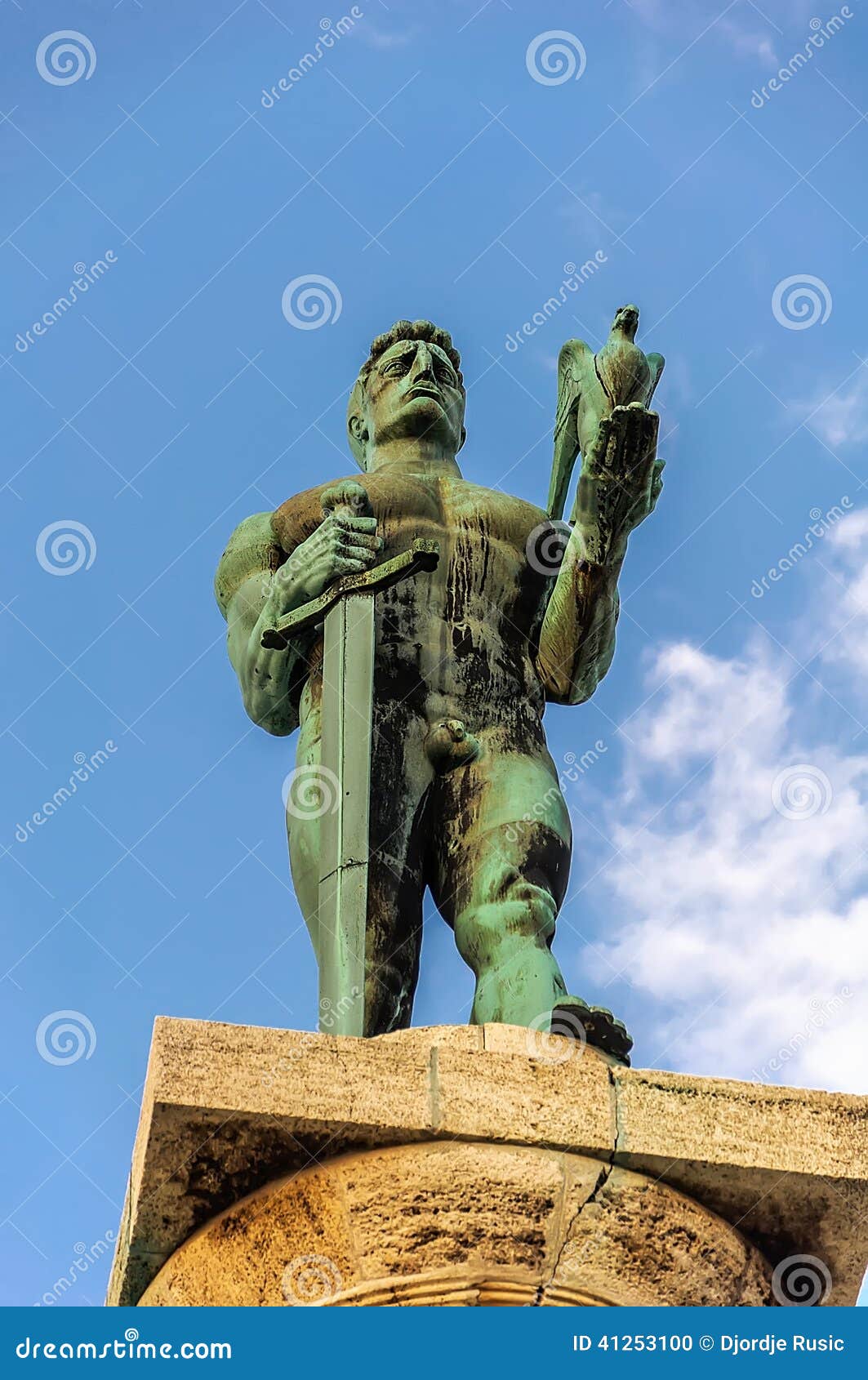 Belgrad siegreich/Sieger stockfoto. Bild von platz, fort - 41253100