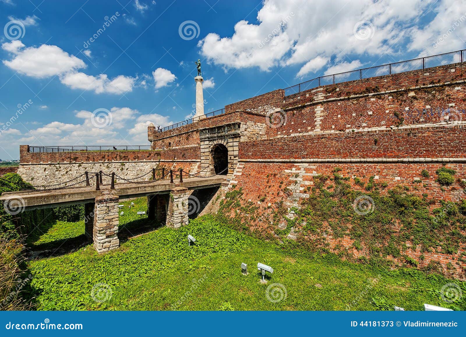 Belgrade Fortress and Kalemegdan Park Stock Image - Image of leaf ...