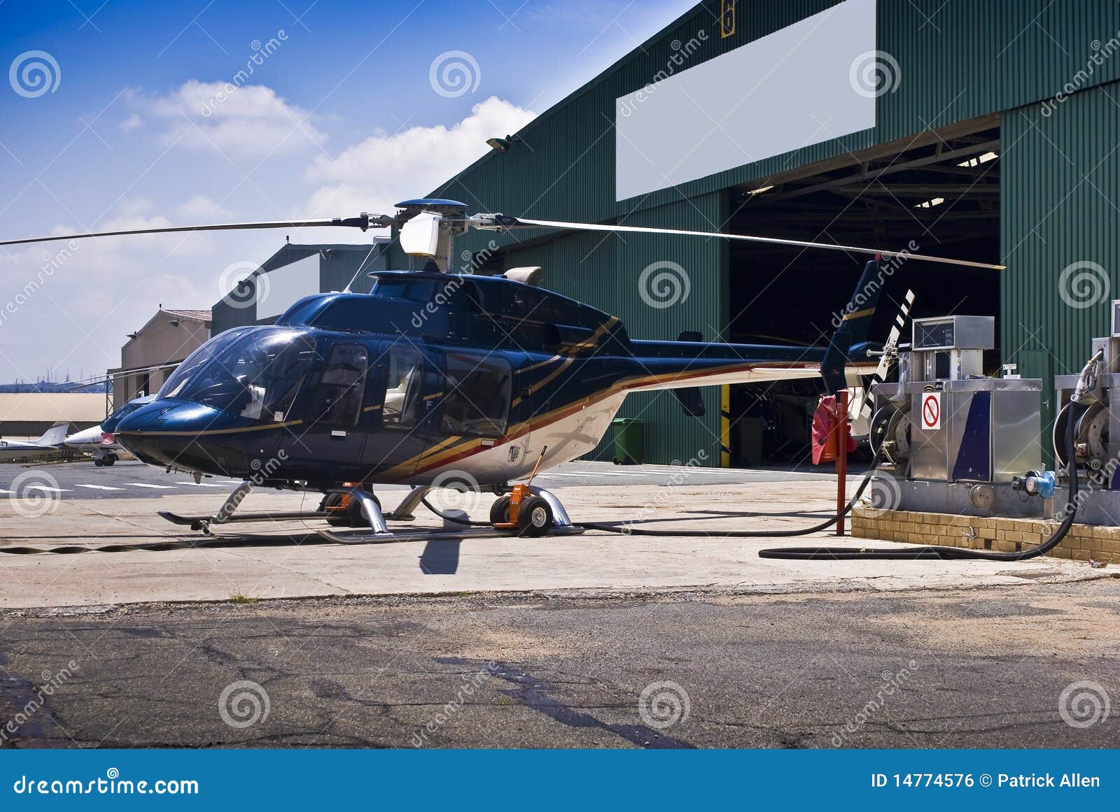 Bell 407 Helicopter - Refueling Stock Photo - Image of avionics, blade ...