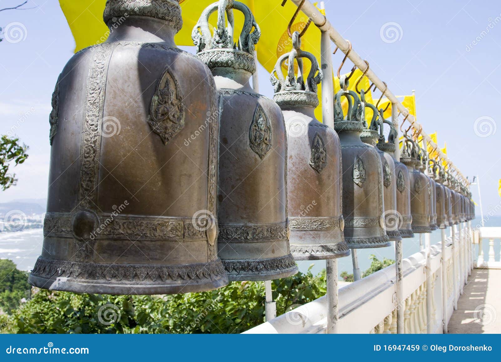 Bell in buddhist temple stock image. Image of outdoor - 16947459