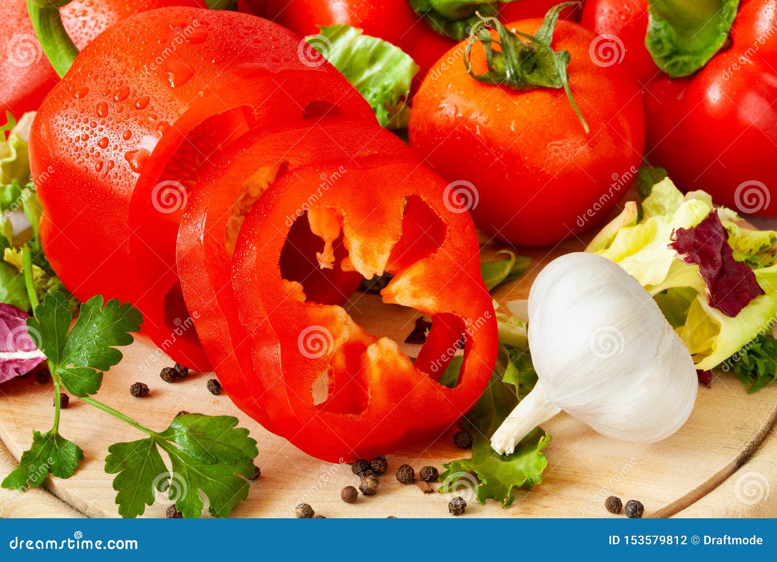 Bell pepper tomato stock photo. Image of lettuce, bell - 153579812