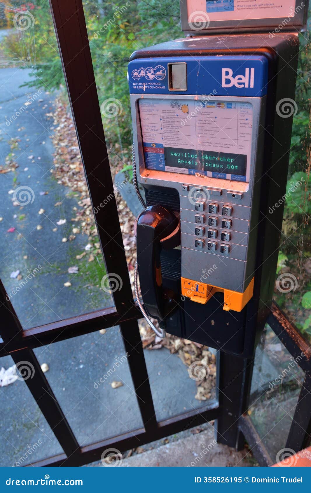 Bell public phone booth stock image. Image of public - 358526195