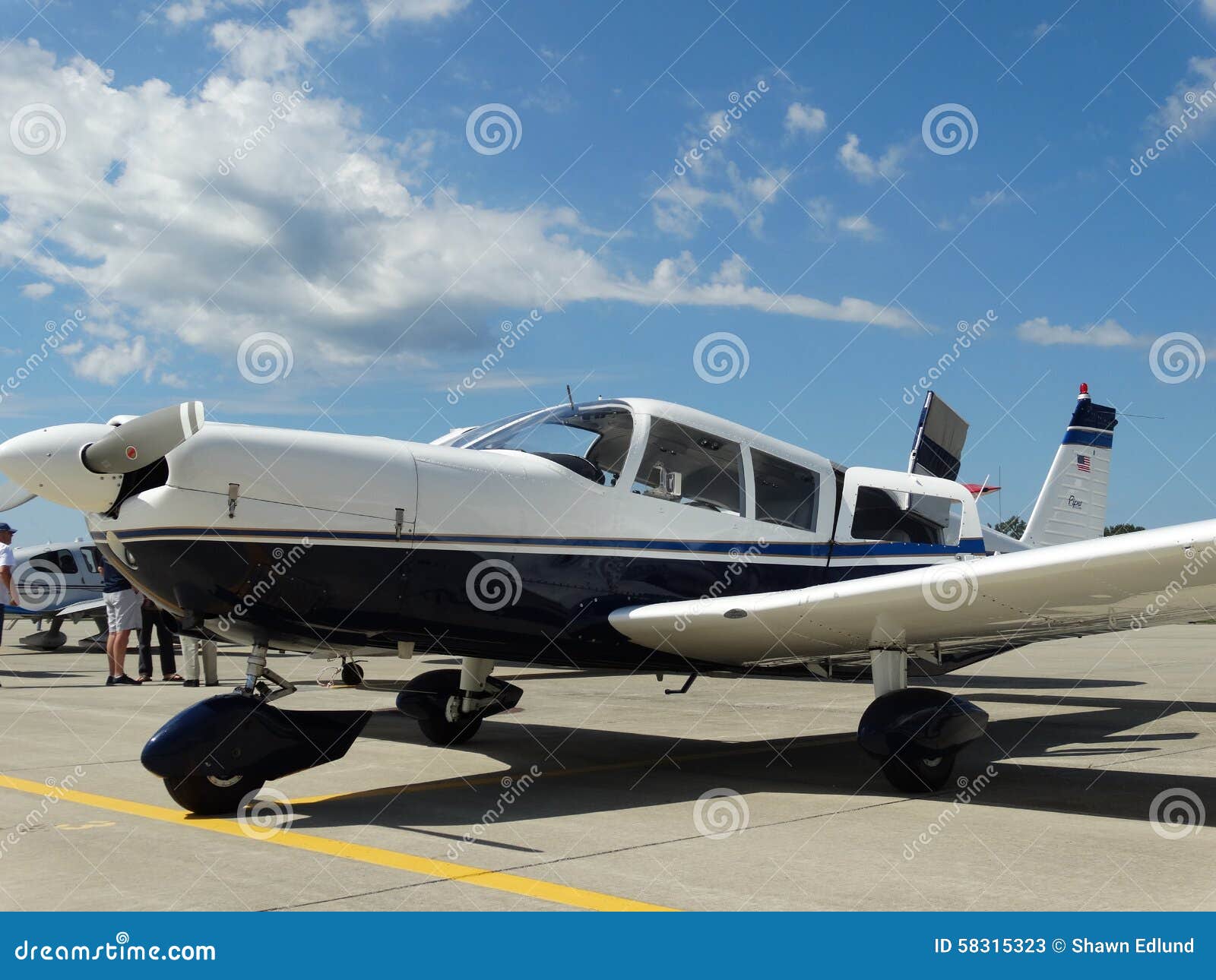 Bella Piper Pa Classica 32 Sei Cherokee Fotografia Stock Editoriale ...