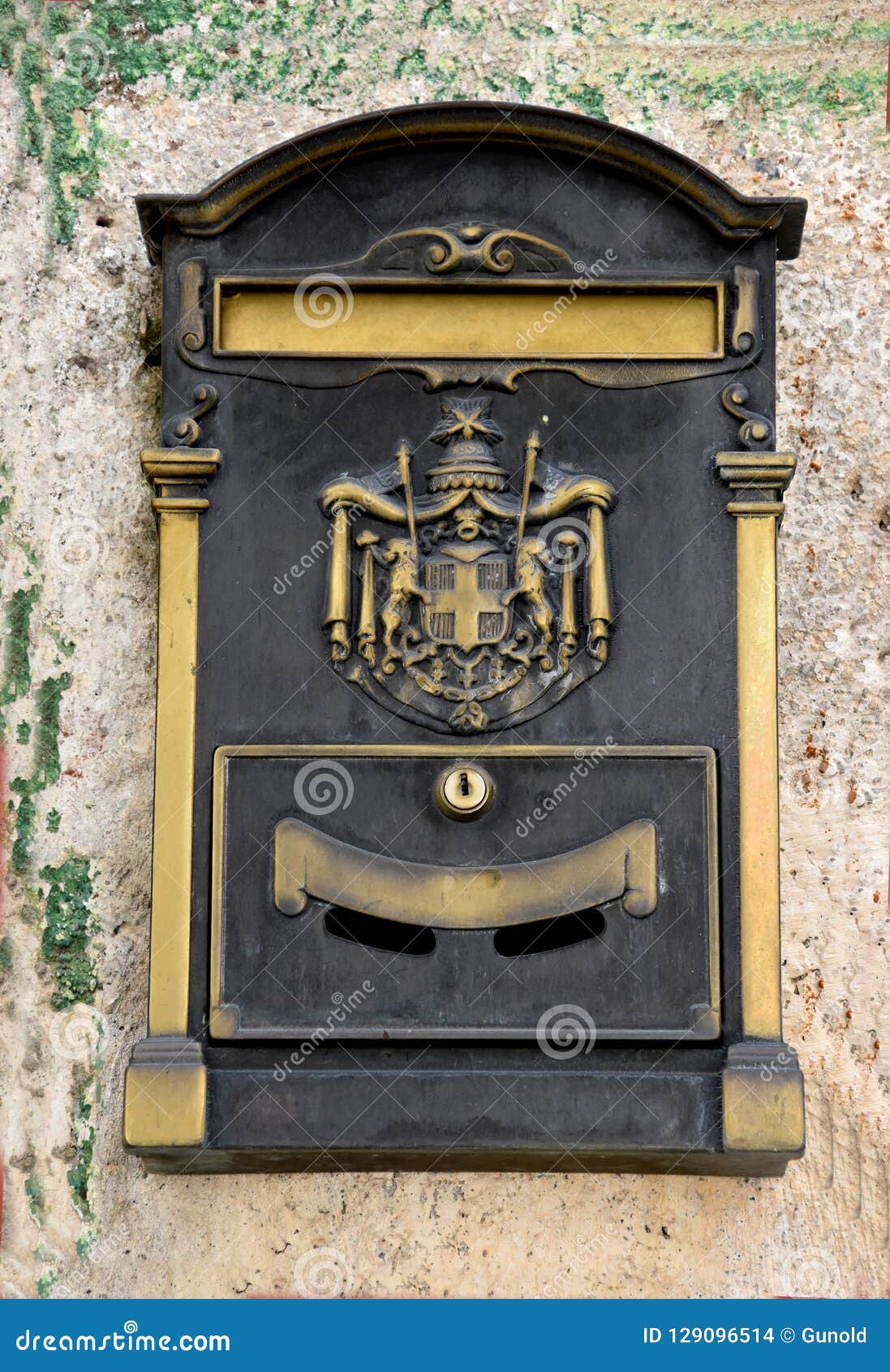 Bella Retro Cassetta Della Posta Fotografia Stock - Immagine di ...