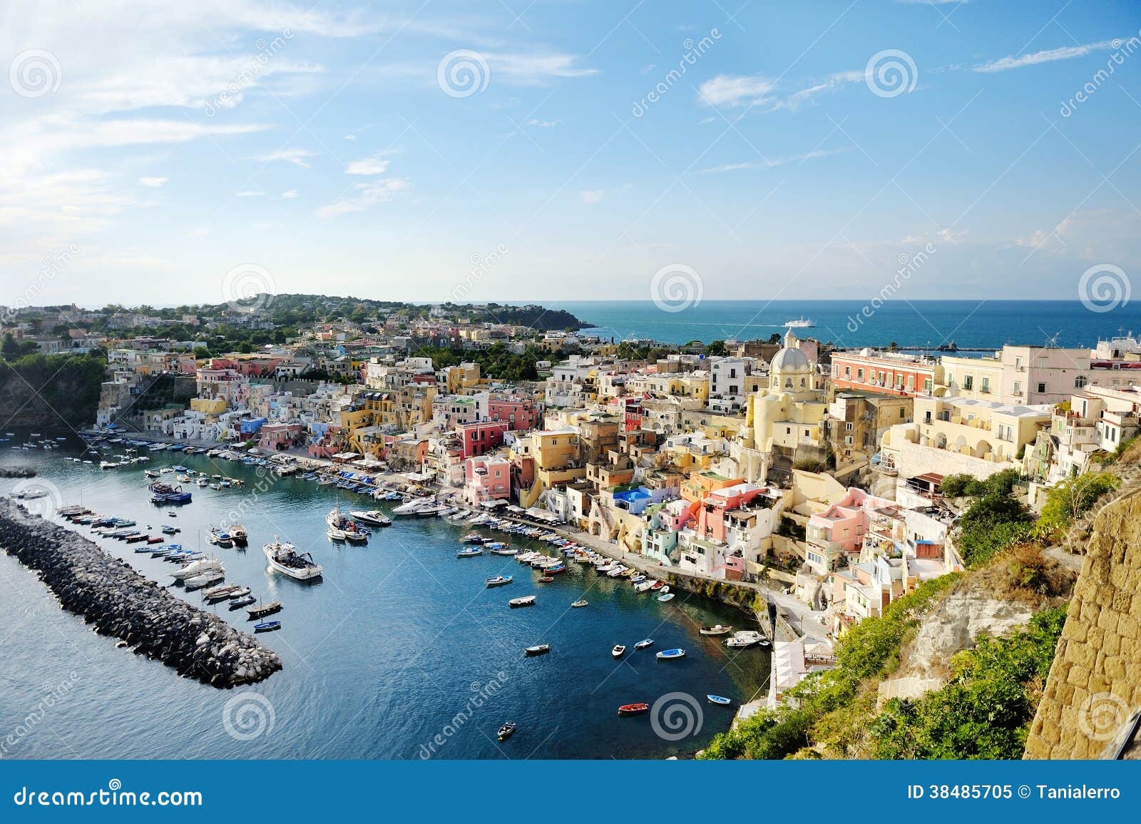 Bella Vista Panoramica Di Procida Immagine Stock - Immagine di panorama ...