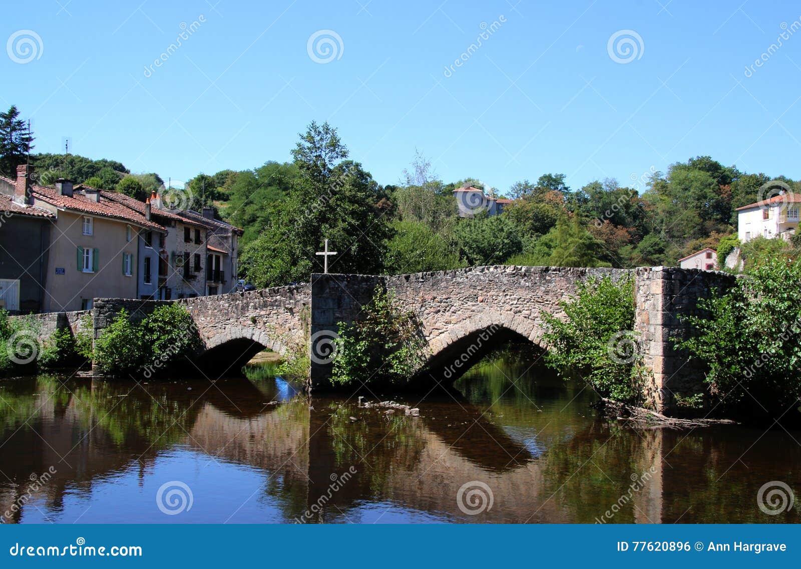 Bellac, Haute-Vienne, Frankrijk Stock Foto - Image of stad, rivier ...