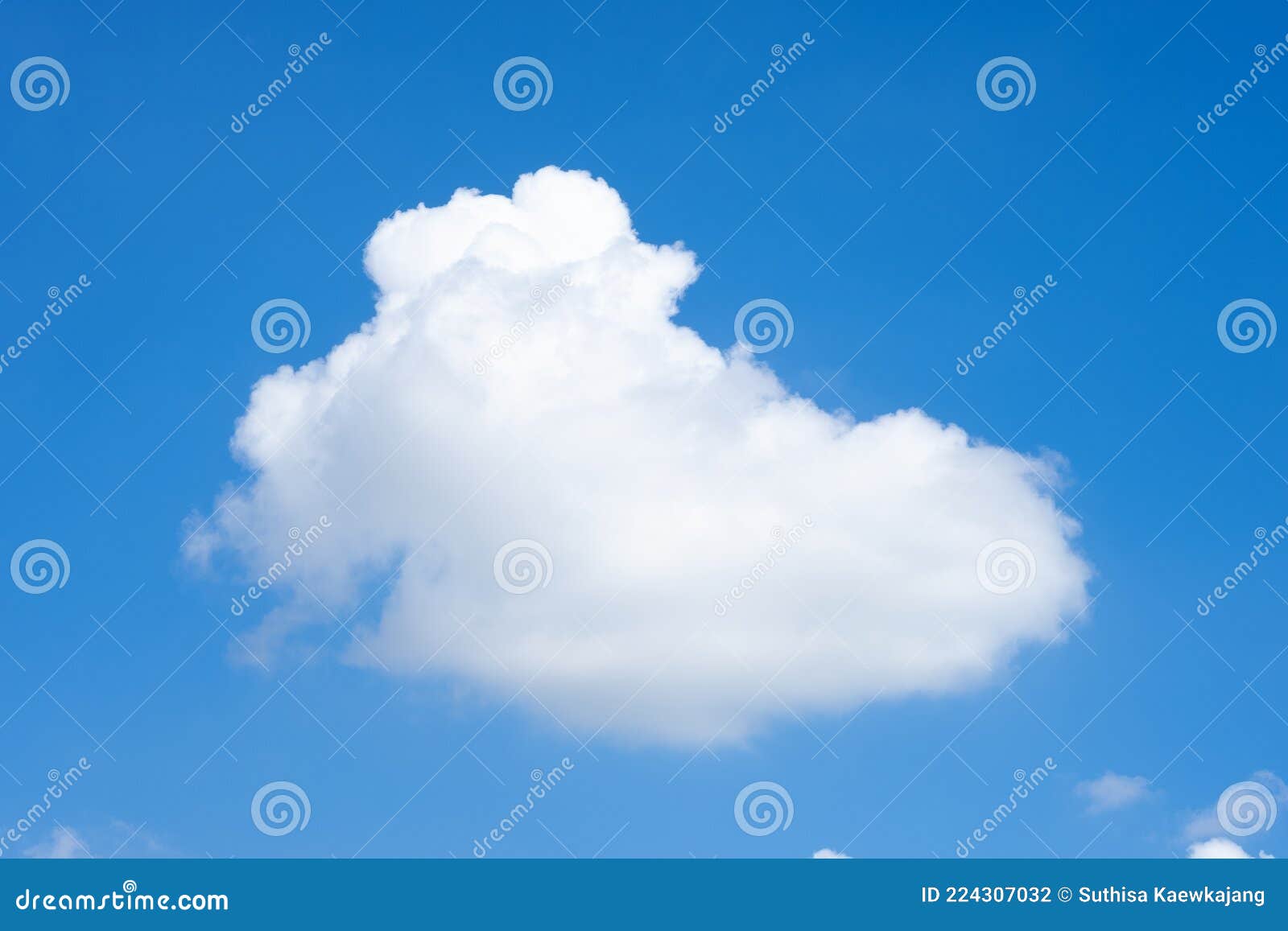 Bellas Nubes Azules Para El Fondo Foto de archivo - Imagen de wallpaper ...