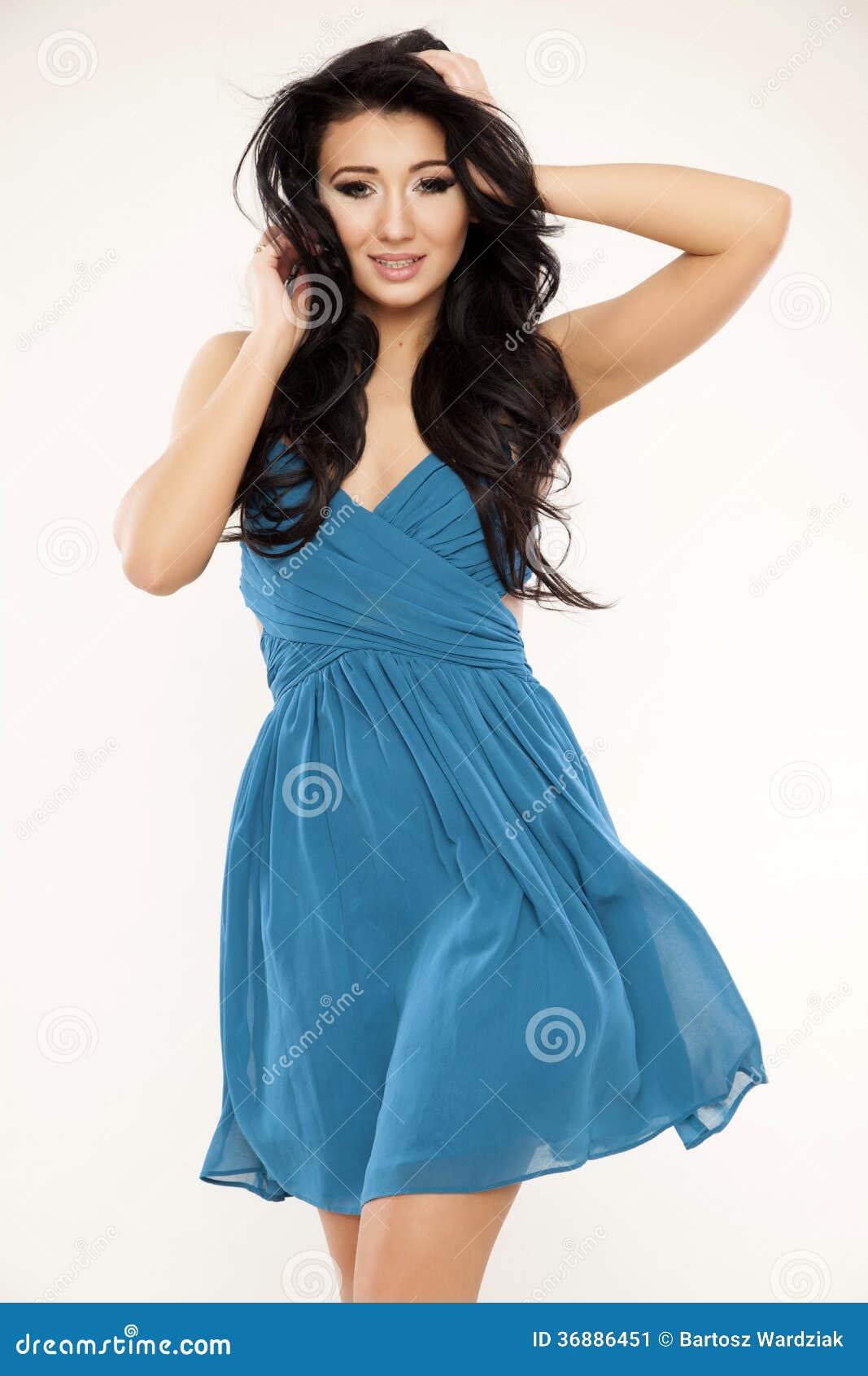 Belle brune de portrait image stock. Image du attrayant - 36886451