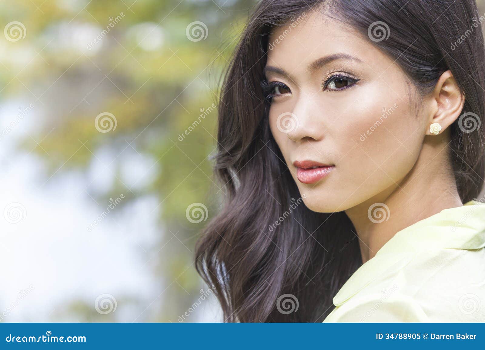 Belle Fille Asiatique Chinoise De Jeune Femme Image Stock Image Du