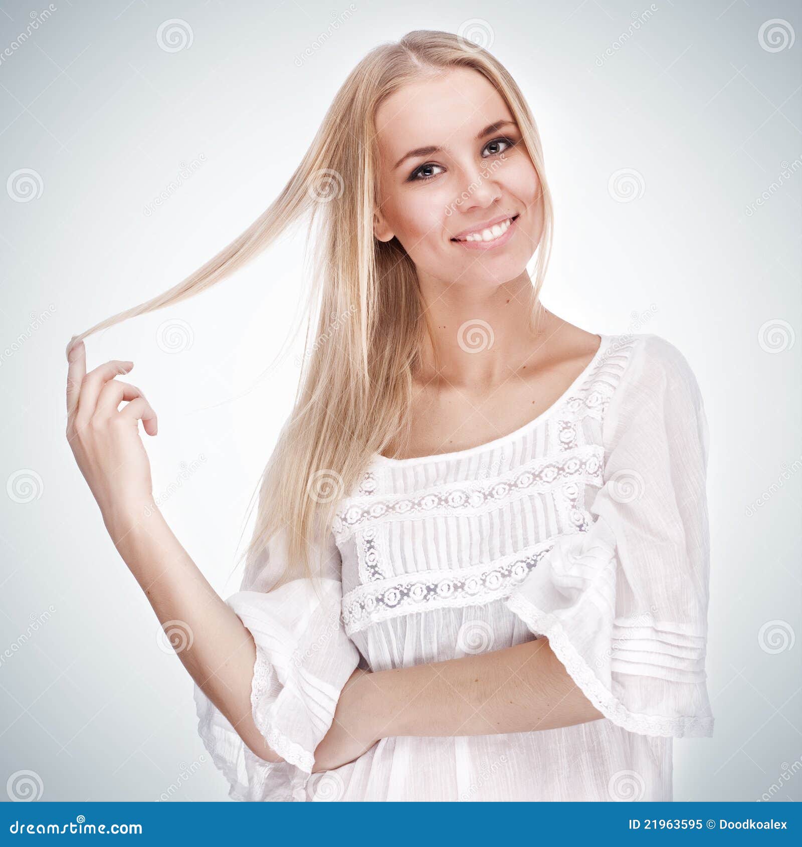 Belle Fille Avec Le Joli Sourire Image Stock Image Du Mignon Adulte