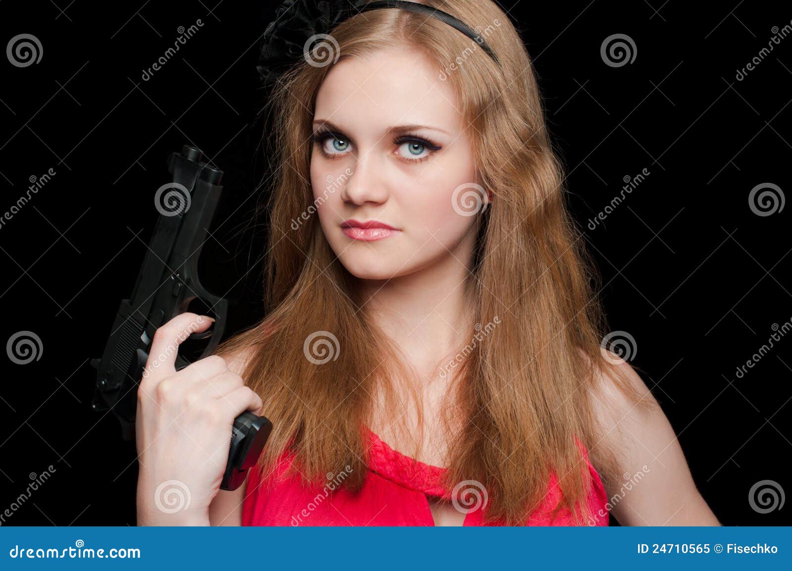 Belle Fille Retenant Un Canon Image stock - Image du gens, mignon: 24710565