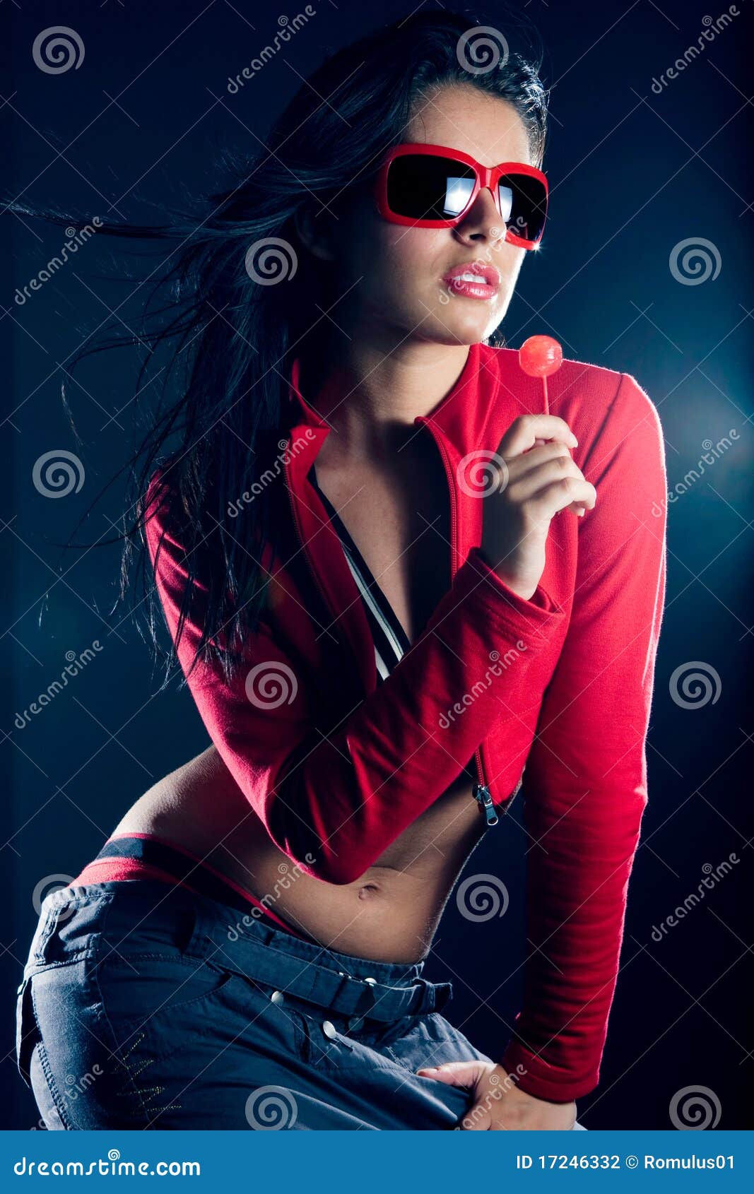 Belle Fille Sexy Dhoublon De Gratte Cul De Danse Photo Stock Image