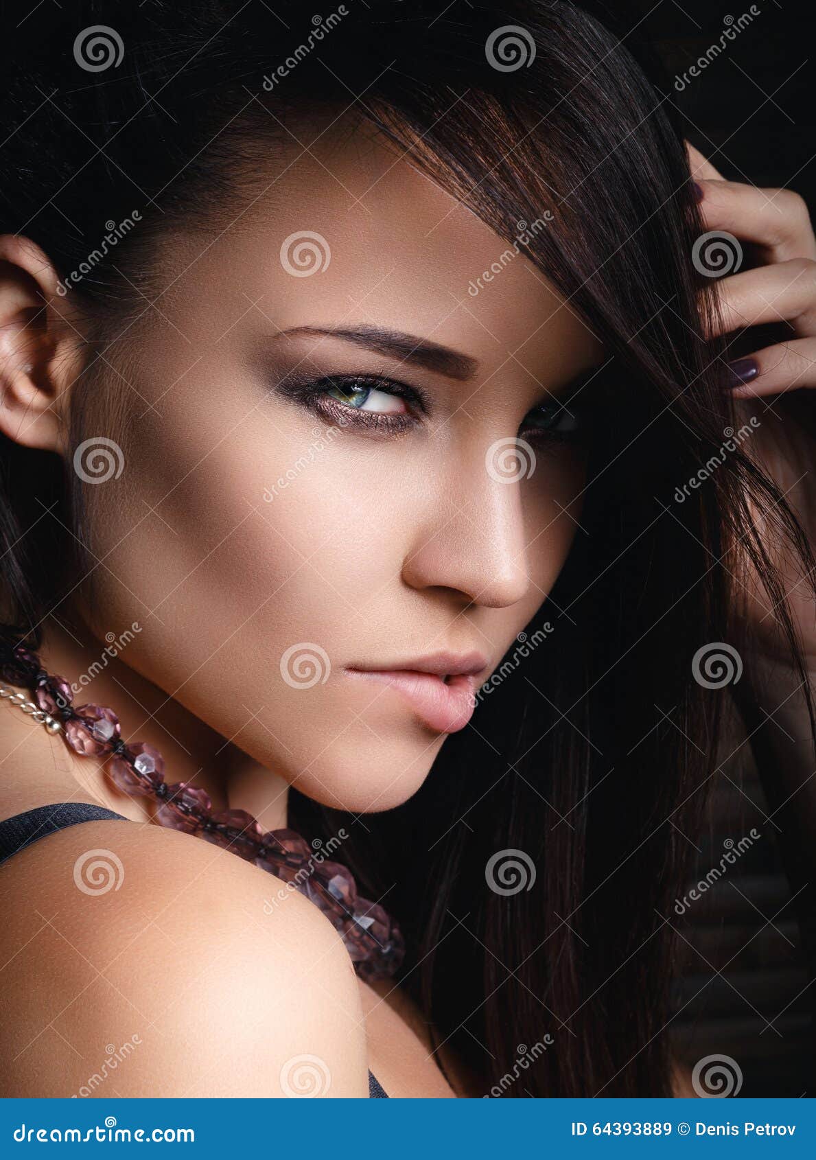 Belle Fin Sexy De Jeune Femme Image Stock Image Du Yeux Expression
