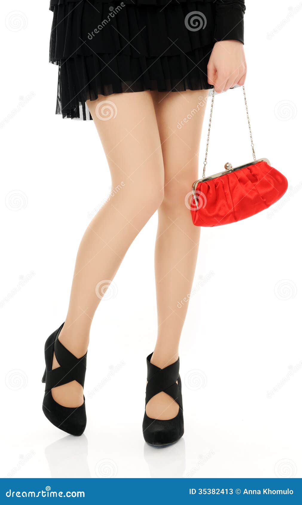 Belles jambes image stock. Image du sensuel, beau, robe - 35382413