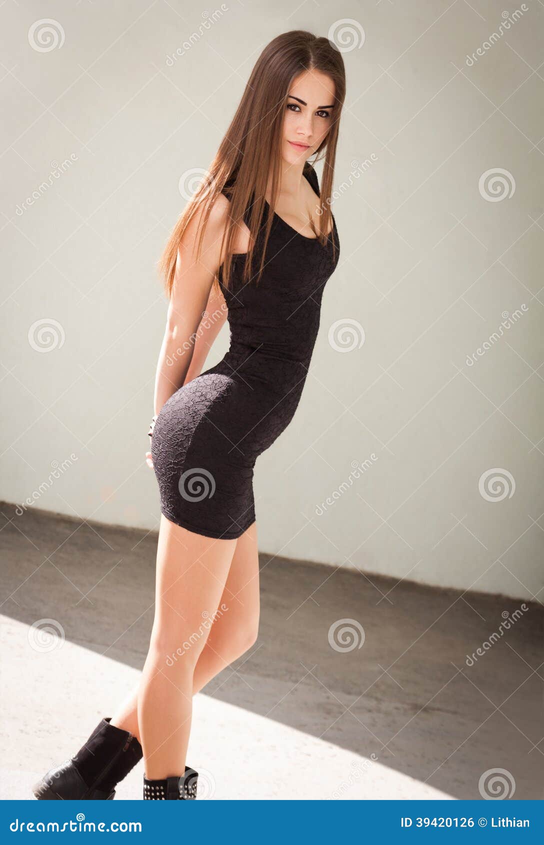 Belleza delgada. foto de archivo. Imagen de flaco, ajuste - 39420126