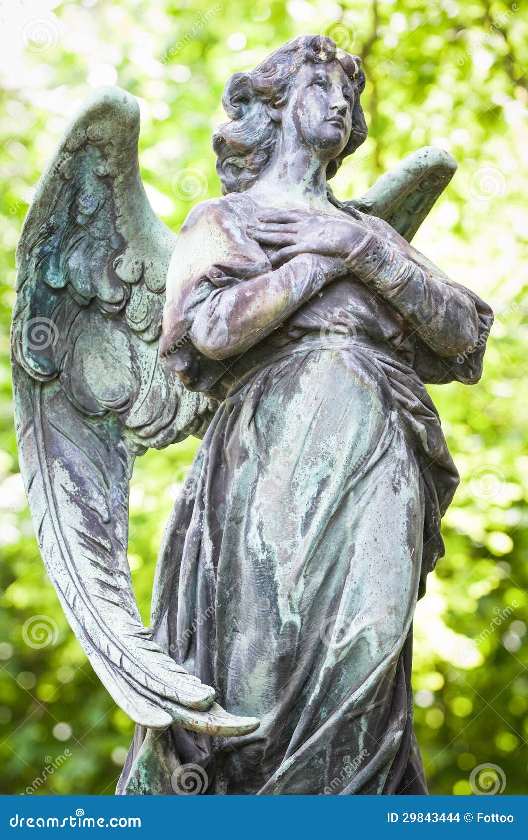Angelo fotografia stock. Immagine di colore, scultura - 29843444