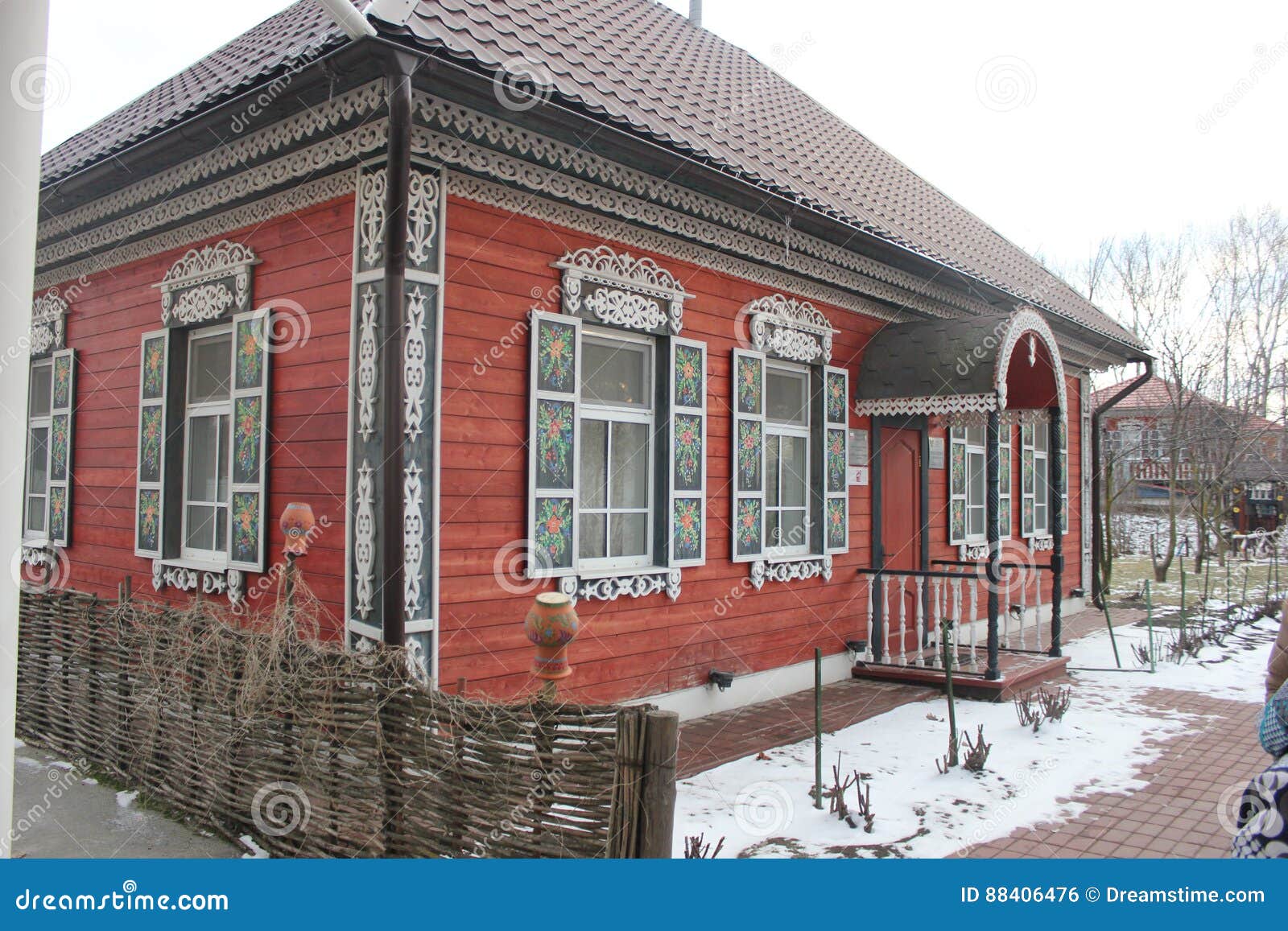 Bello Monumento Della Casa Del Cosacco Fotografia Stock - Immagine di ...