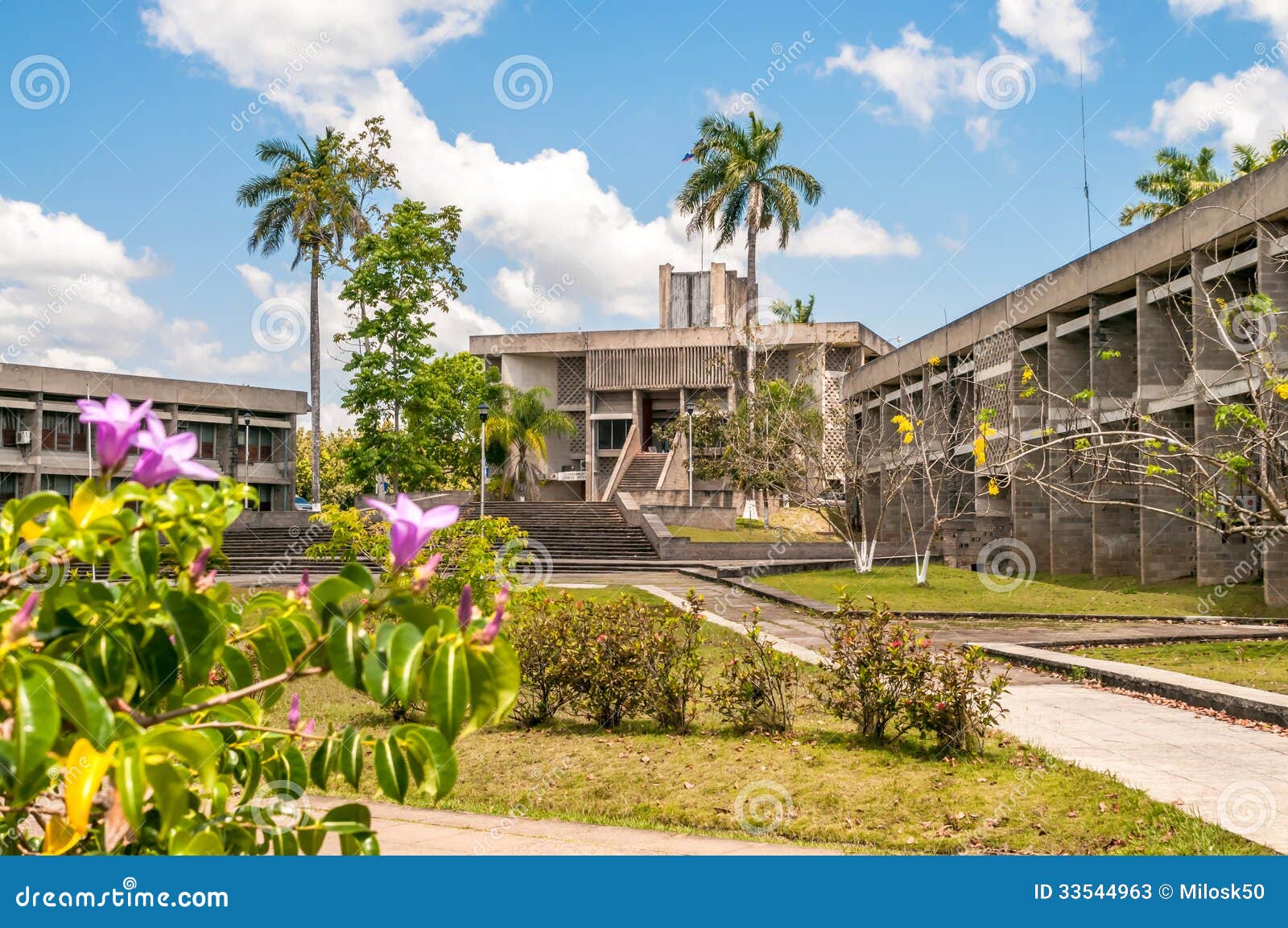 Belmpopan - Capital De Belice Imagen de archivo - Imagen de edificio ...