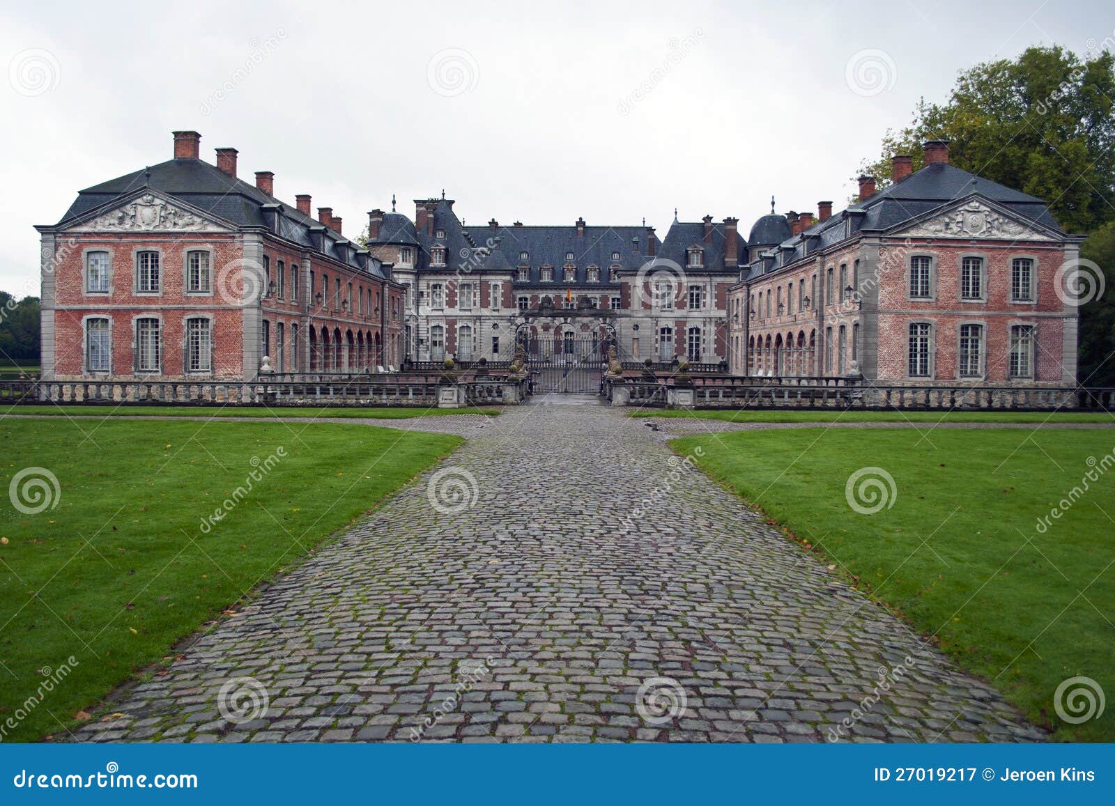 Beloeil castle stock image. Image of castles, cobblestone - 27019217