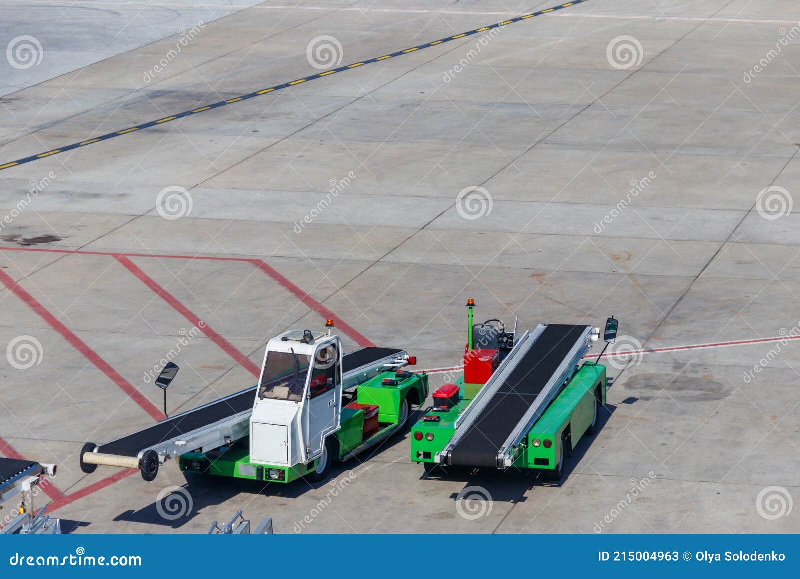 Belt Luggage Loader Vehicles in Airport Stock Image - Image of asphalt ...