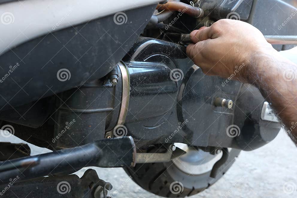 Belt Replacement Pulley Transmission on the Scooter. Continuously ...