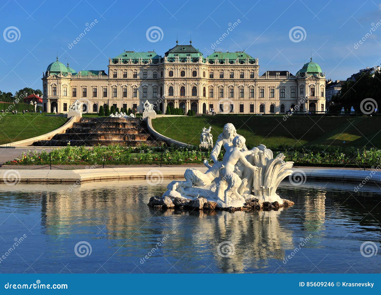Belvedere Museum Complex in Vienna Stock Photo - Image of castle, empty ...