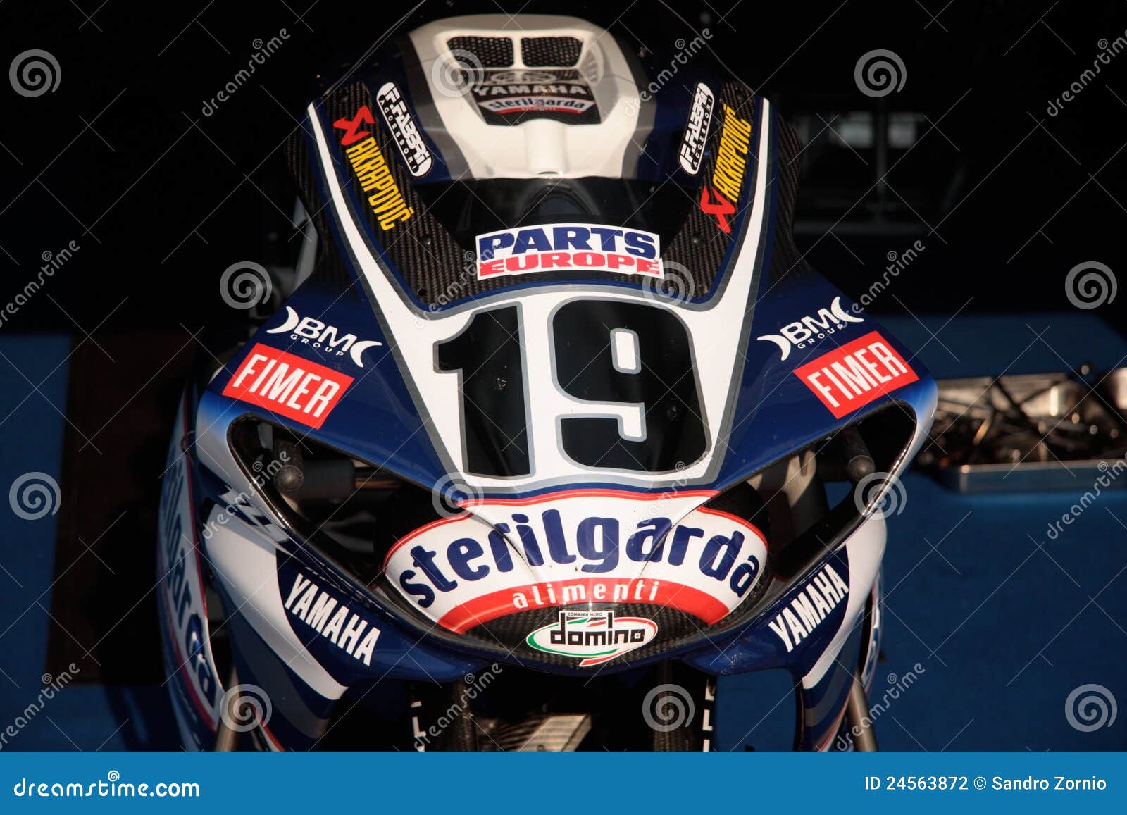 Ben Spies Yamaha YZF-R1 editorial photography. Image of sterilgarda ...