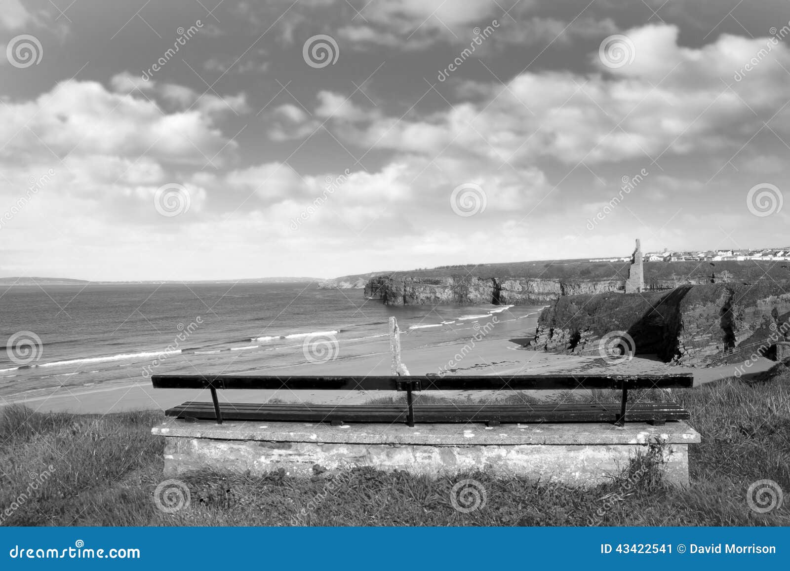 Bench on a Cliff Edge in Black & White Stock Image - Image of beach ...