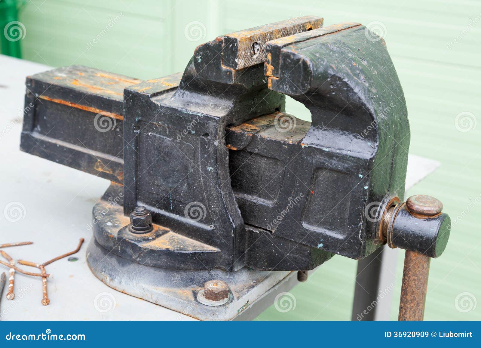 Bench vice stock image. Image of hold, pruning, clamp - 36920909