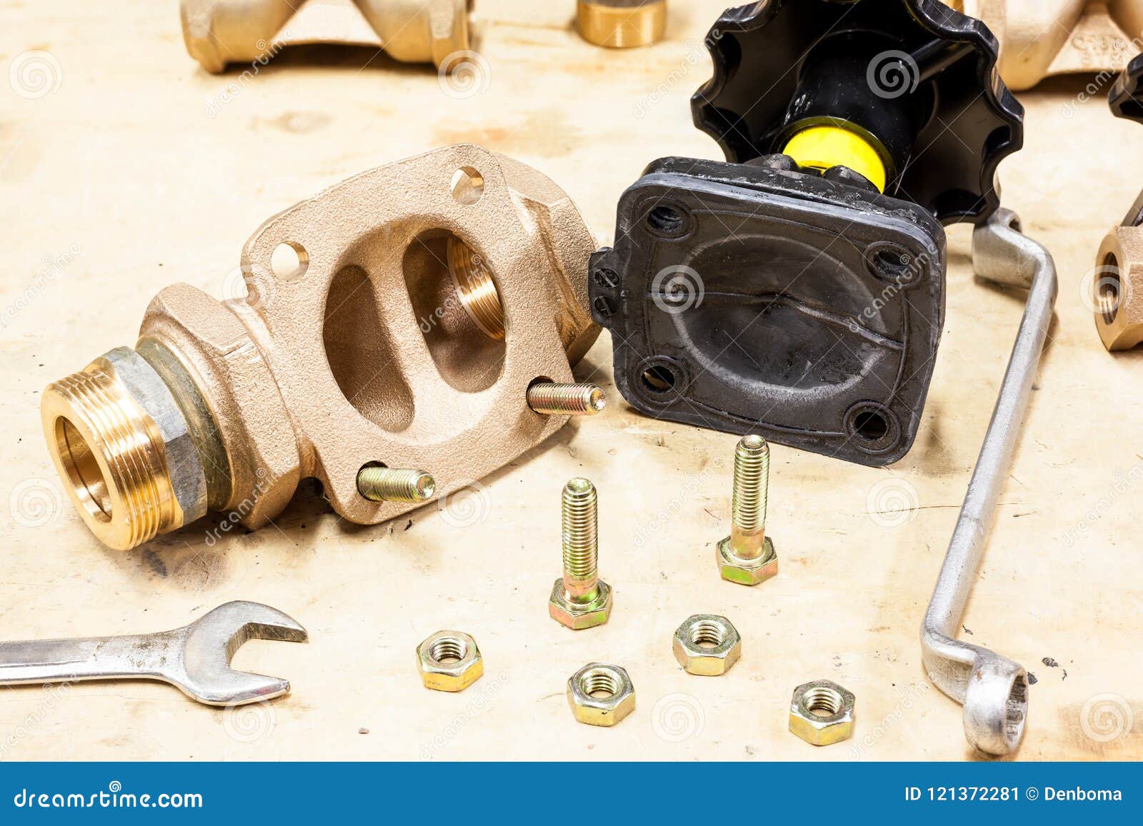 Bench-lift with Coupling for Water Stock Image - Image of installing ...