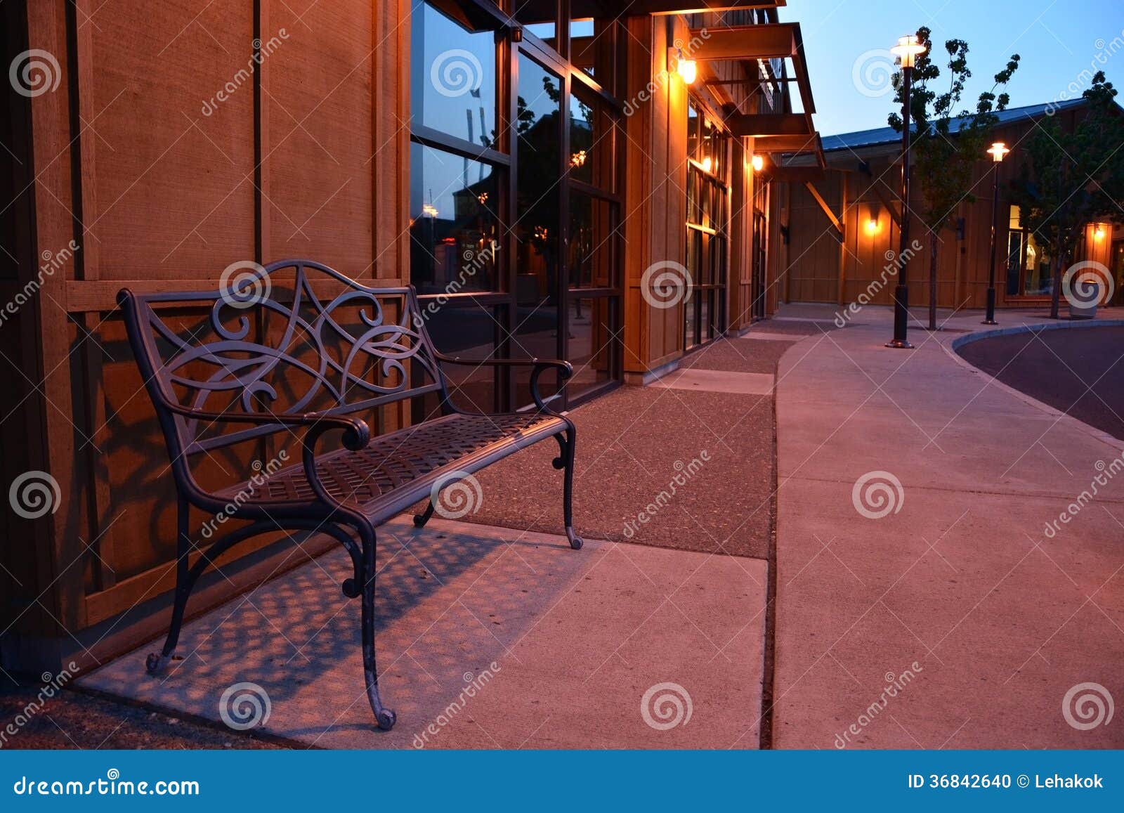 Bend city in Oregon, Usa stock photo. Image of pebbles - 36842640