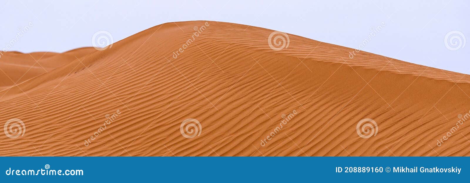 Bend of the Ridge of a Sand Dune in the Desert Stock Photo - Image of ...