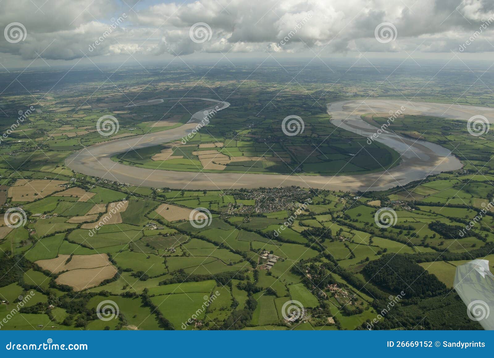 Bend in the river seven,Uk stock photo. Image of fields - 26669152