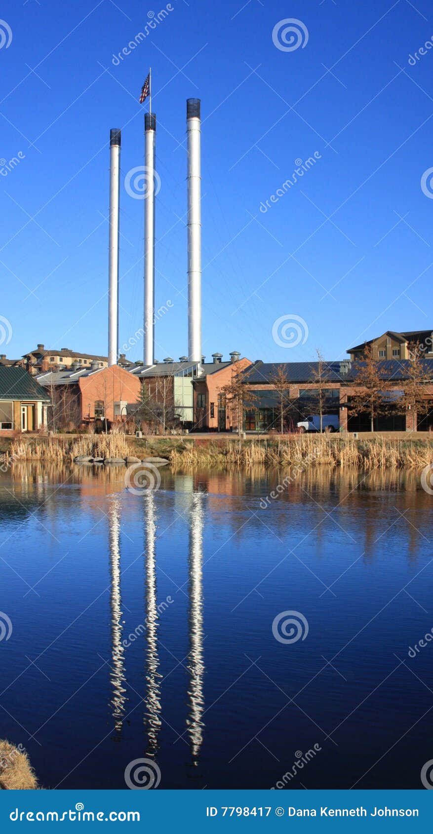 Bend s Old Mill District stock image. Image of mill, shopping - 7798417