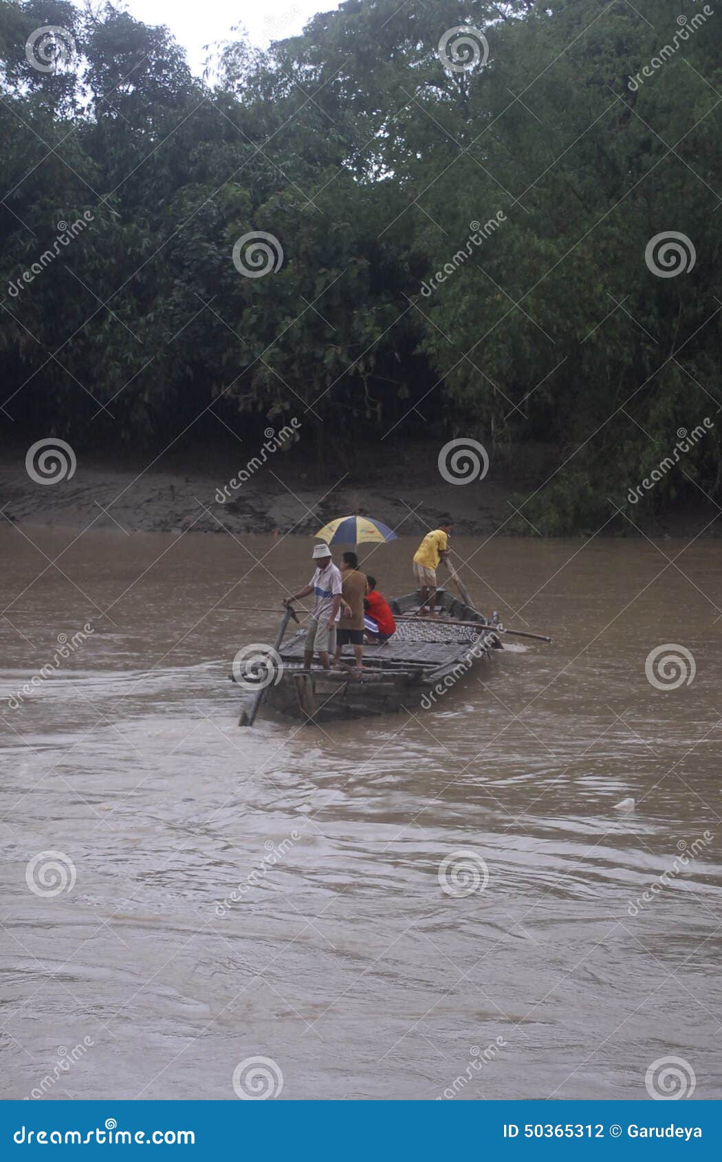 BENGAWAN SOLO GREAT RIVER editorial photography. Image of river - 50365312