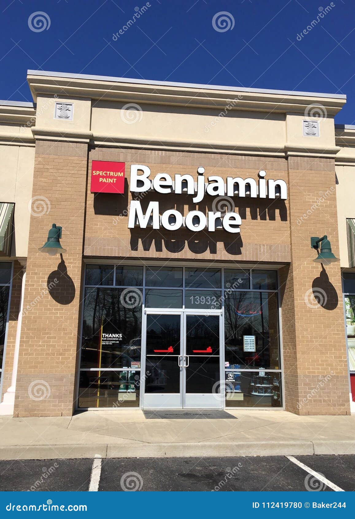 Benjamin Moore imagen editorial. Imagen de fuentes, pinturas - 112419780