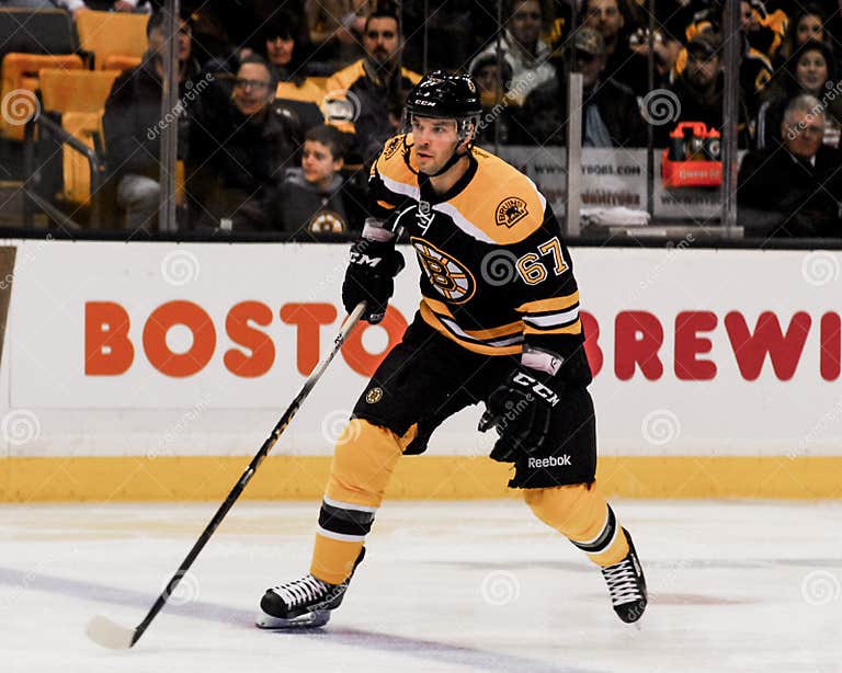 Benoit Pouliot Boston Bruins Editorial Photo - Image of forward, league ...